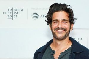 Jonathan Cherry Biography, Wiki, Age, Family, Net Worth, Image & More ...